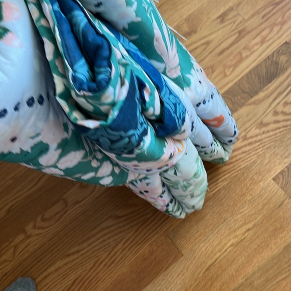 Anthropologie | Bedding | Anthropologie Theodora Posy Handcrafted Quilt ...